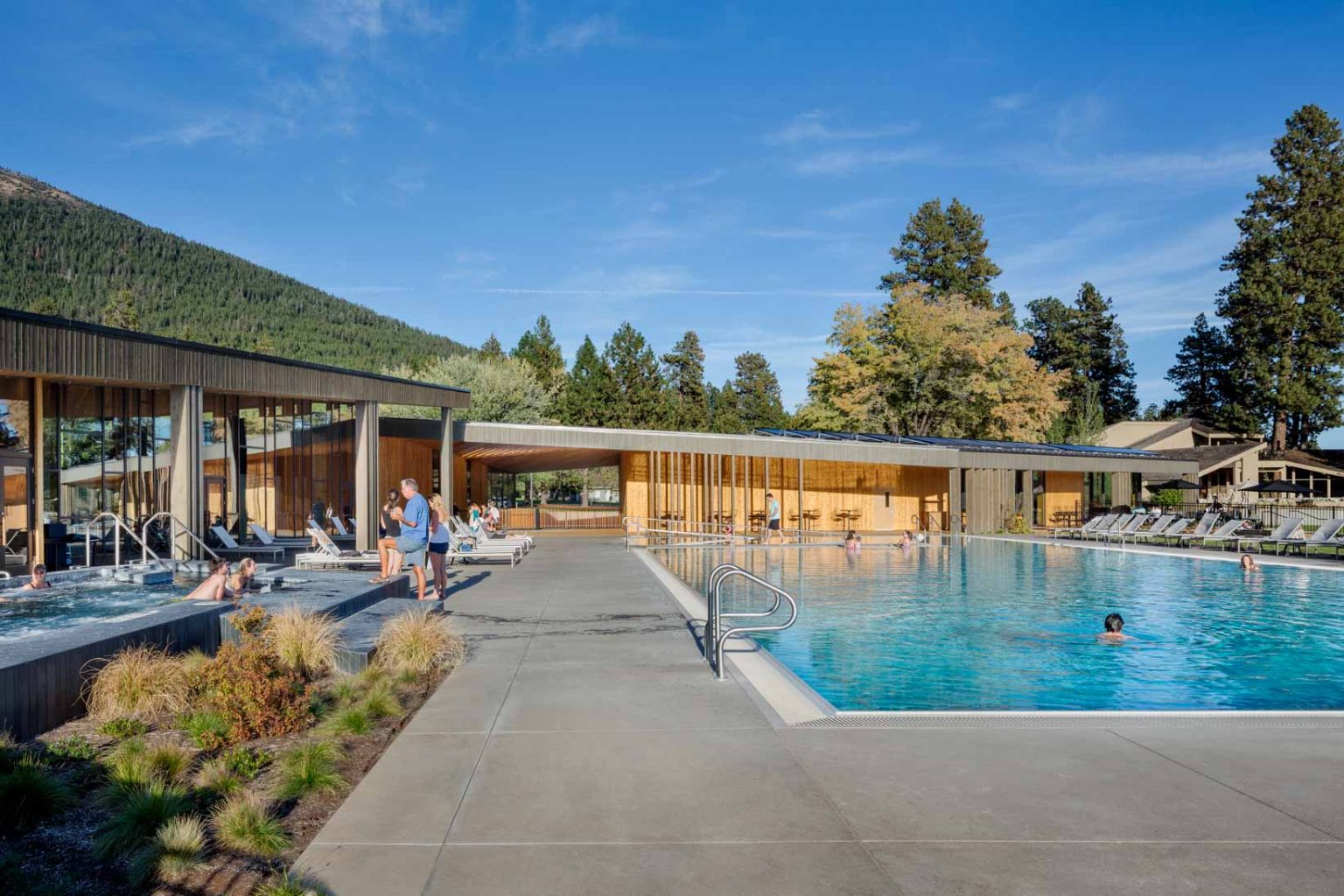 Black Butte Ranch Pool House – Jeremy Bittermann Photography