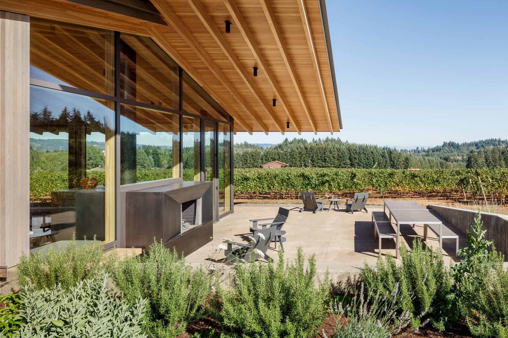 Lever – Renton – Jeremy Bittermann Photography