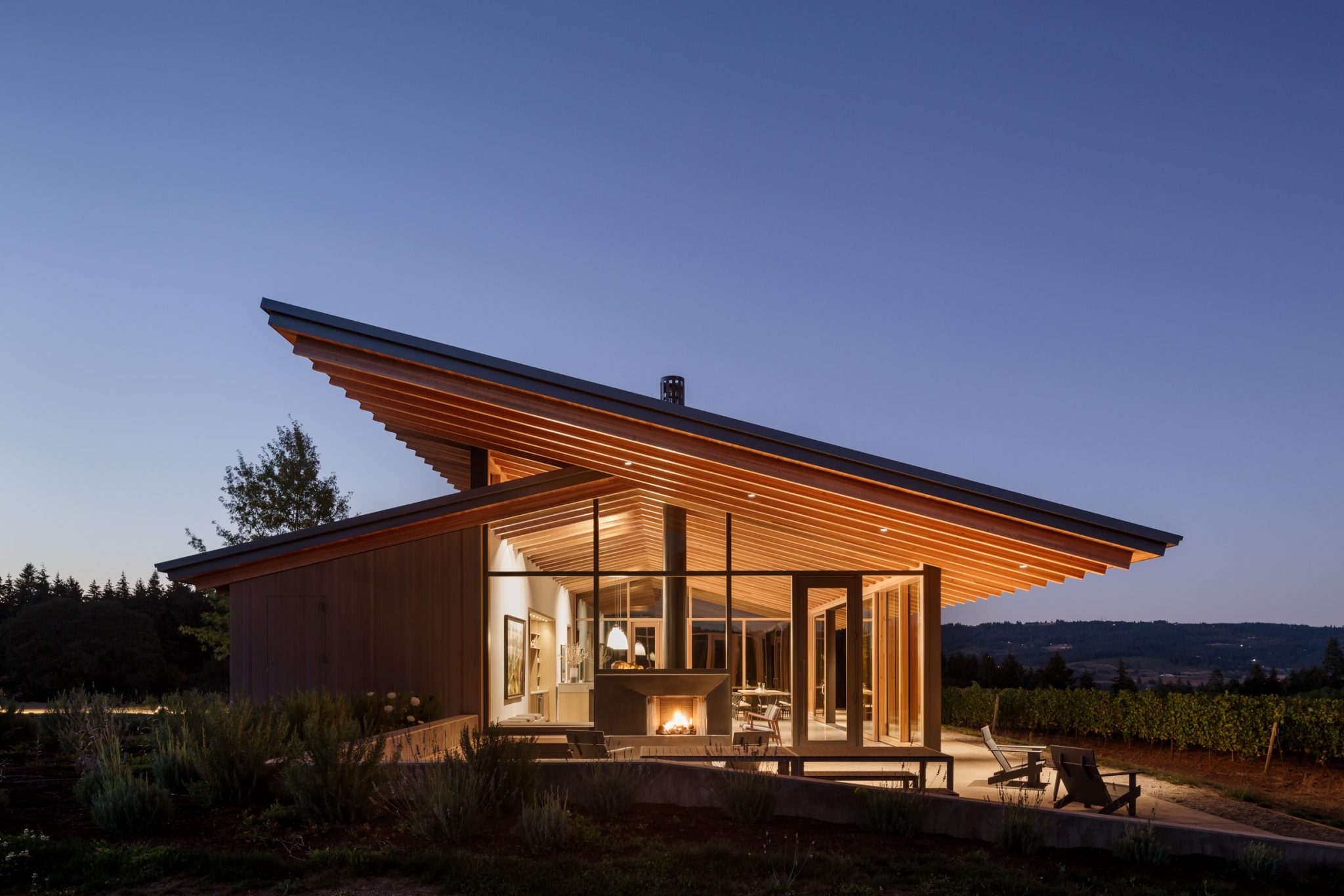 Lever – Renton – Jeremy Bittermann Photography